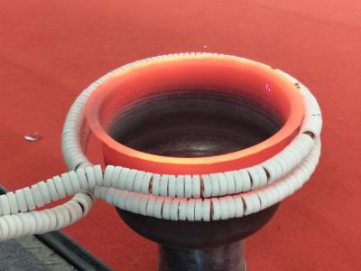 China Hochfrequenz-Induktionsheizmaschine zur Wärmebehandlung von Lagerrädern zu verkaufen