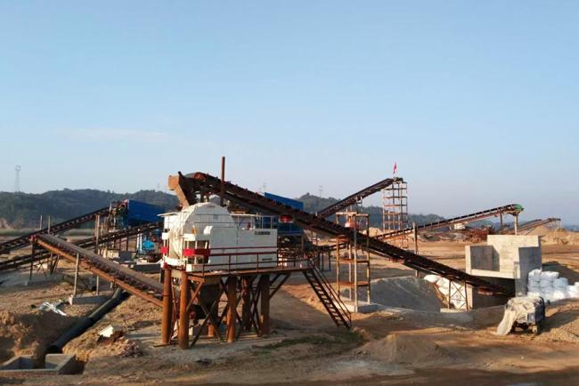 On-site installation view of horizontal shaft impact crusher