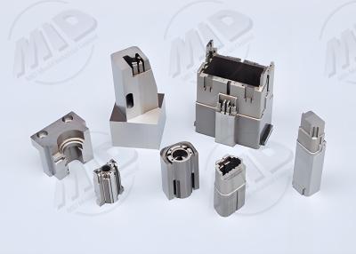 China Polishing Precision Injection Mould 1 - 20 Cavities Customized Injection Moulds 800K Shots for sale