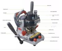 China Universal Car Keys Locksmith Machine Dolphin XP 007 Offline Operation Not Supported for sale