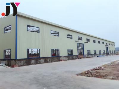 China GB Estrutura de aço padrão Edifícios de armazém pré-fabricados para telhados estruturais à venda