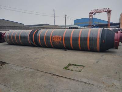 China Zwaargewicht en gepantserde zelf zwevende droogslang voor scherpe materialen OEM toegestaan Te koop