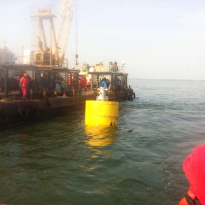 Cina Dia 1200mm Boia di marcatore marino personalizzata Boie di plastica per la navigazione marina con luce solare in vendita
