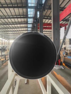China UV-bestendige, witte co-extrudeerde HDPE-pijpleiding voor baggeren en blootgestelde werkplekken Te koop