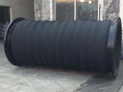 China 81-130MPa Zugfestigkeit Marine Gummi Industrie Schlauch für Baggerung Schlammentladung zu verkaufen