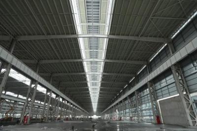 中国 超大型鋼鉄構造工業倉庫 50年寿命と壁ストッド 販売のため