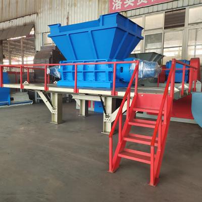 Cina 110kW Power Metal Steel Scrap e Iron Shredder Machine per la triturazione a due assi in vendita