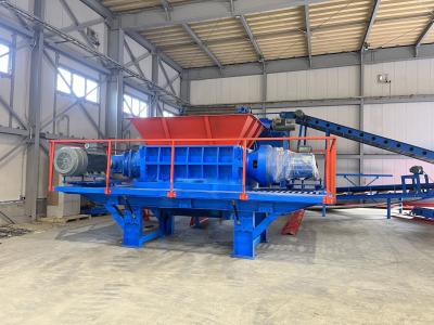 Cina Materiale di alluminio Multifunzionale Double Shaft Shredder per grande frantumazione di rottami di metallo in vendita