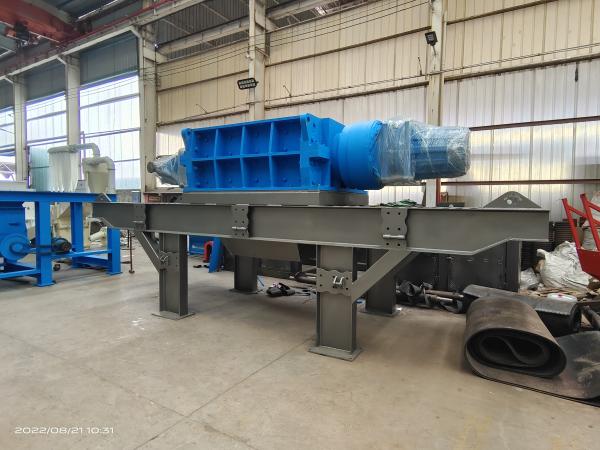 Quality Multifunctional Dual-Shaft Crusher The Ultimate Solution for Large Tire for sale