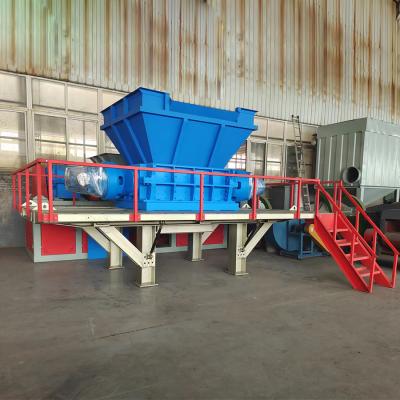 Cina 3000 kg/h Rifiuti di legno, materassi, palette, tritare, riciclare mobili in plastica in modo efficiente in vendita
