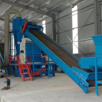 Cina Grandi capacità 135kw Wood Chipper Crusher professionale per riciclare rifiuti di plastica in vendita