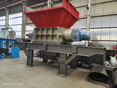 Cina 110kW Trinciatrice a singolo albero per la frantumazione di grandi e piccoli rifiuti industriali in vendita