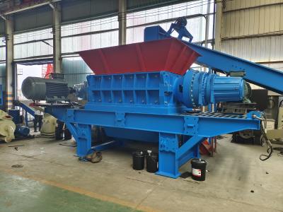 Cina Trituratore di paglia a doppio asse personalizzato ad alta capacità per attrezzature di allevamento agricolo in vendita