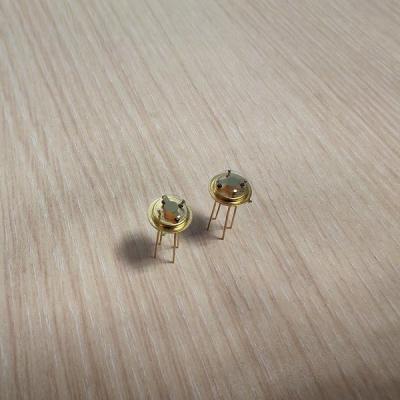 Chine Aux blancs coupés de quartz fonctionnant dans la température ambiante large à vendre