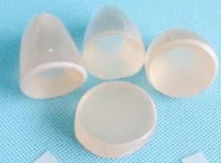 Chine Révolutionnez vos recherches avec des cristaux de strontium titanate SrTiO3 de qualité supérieure à vendre