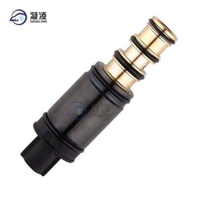 Cina GLK350 Valvola di controllo del compressore di aria condizionata per auto per 556221-3115 MT 3427 3.5L 5SEU 6SEU 7SEU in vendita