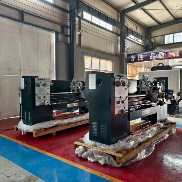 Quality 600mm 7.5kW Gap Bed Engine Lathe Machine CD6260C For Multi Thread Machining for sale
