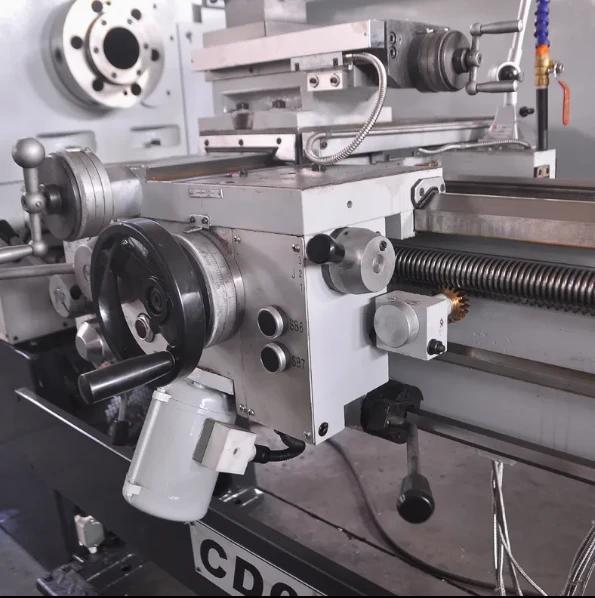 Quality 600mm 7.5kW Gap Bed Engine Lathe Machine CD6260C For Multi Thread Machining for sale