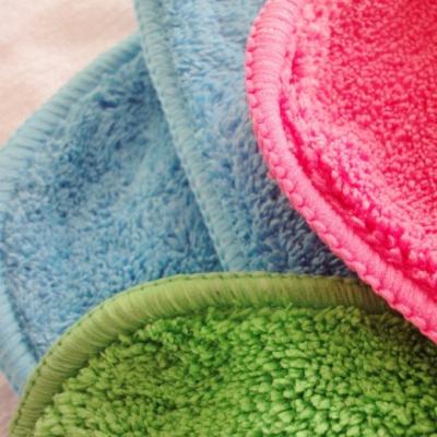 China Cute printed cake towels microfiber absorbing water kitchen useage with single side printed for sale