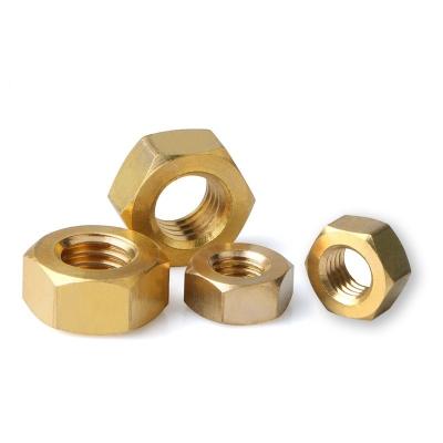 Cina Il dado a alette zigrinato d'ottone rotondo 1 4 20 titanio di M3 M12 Din934 M6x13mm ha anodizzato in vendita