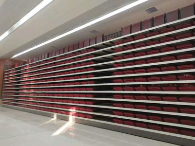 Cina Sedili pieganti d'acciaio laminati a freddo del Bleacher/disposizione dei posti a sedere a file ritrattabile del teatro in vendita