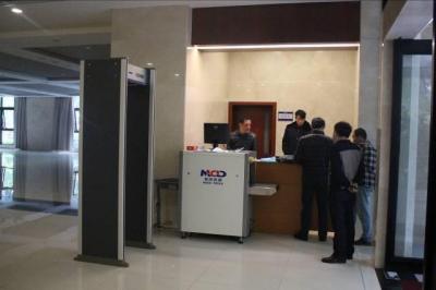 Cina Alto analizzatore del bagaglio dell'ufficio X Ray di sensibilità con le chiare immagini eccellenti in vendita