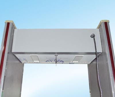 Cina Multi metal detector di progressione di zona del controllo di sicurezza con l'audio telecomando della lampada di allarme LED in vendita