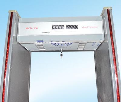 Cina Multi metal detector di progressione di zona del controllo di sicurezza con l'audio telecomando della lampada di allarme LED in vendita