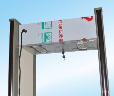 China Detector de metais impermeável do quadro de porta de 18 zonas de detecção com exposição do LCD para o aeroporto/segurança da alfândega à venda