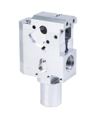 Cina 5 parti di fresatura di CNC di asse che spruzzano l'alluminio di precisione di trattamento in vendita