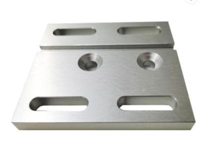 Cina Le parti di metallo lavoranti di CNC di ROHS hanno anodizzato la foggiatura di macinazione dei dispositivi in vendita