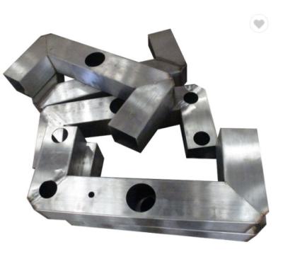 Cina le parti della saldatura del metallo di tolleranza di 0.06mm la cassa della lamiera sottile che piega elaborando il servizio in vendita