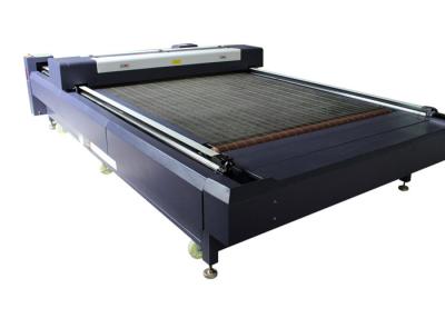 Cina Tagliatrice del laser del letto piano/attrezzatura di legno con il tubo del laser di 150watts Reci in vendita