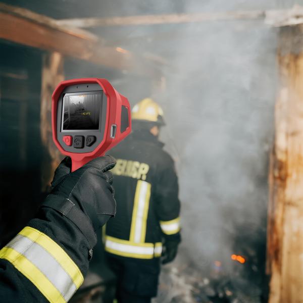 Quality Thermal Imaging Infrared Gas Leak Detector for Fire Rescue and Chemical Safety for sale