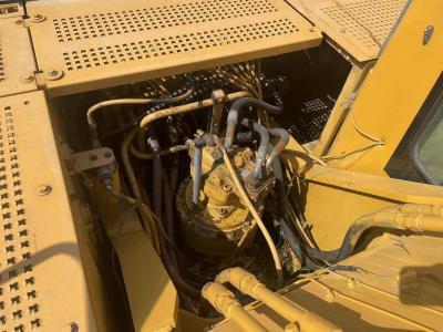 Cina Escavatori usati da 30 tonnellate 325bl con secchi da 1,6 m3 in vendita