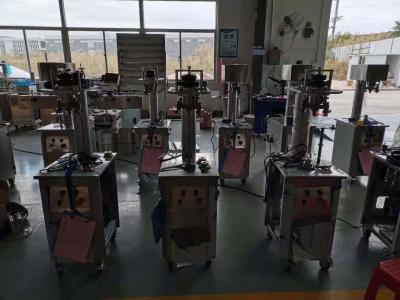 Китай Закаточная машина консервной банки ЛЮБИМЦА машины 50KG запечатывания консервной банки ISO 23cans/Min ручная продается