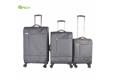 China O saco da bagagem da mala de viagem do curso do floco de neve ajusta-se com rodas do girador à venda