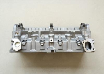 中国 アルミニウム プジョーの車のエンジンのシリンダー ヘッド0200CP 0200W3 9569145580 販売のため