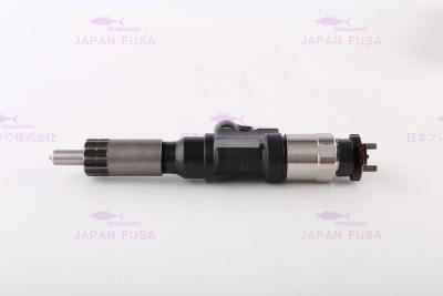 Cina Iniettore di combustibile del motore diesel di PC200-8 KOMATSU SAA6D107 0445 120 231 6754-11-3011 in vendita