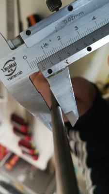 Cina Termometro digitale portatile a batteria di litio ricaricabile per uso in laboratorio o industriale in vendita