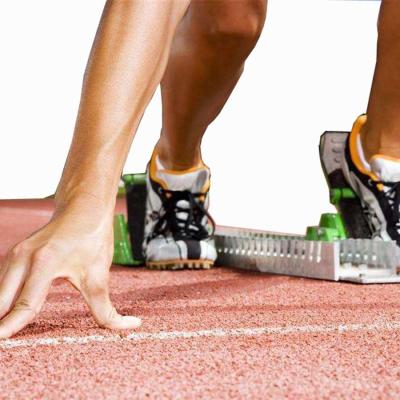 Cina Permeable EPDM Rubber Running Track Weather Resistant Synthetic Athletics Track in vendita