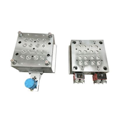 China 24 mm aangepaste kunststof spuitgieten hete runner voor ronde PP dop Te koop