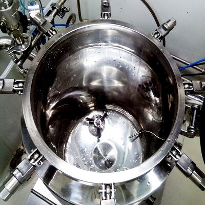 Cina Doppio carro armato mescolantesi di mescolatura magnetico inferiore rivestito di acciaio inossidabile 500L con il radiatore in vendita