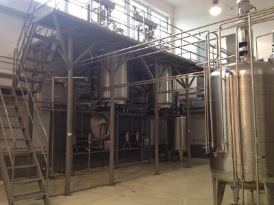 Cina Industria fitochimica della macchina di estrazione dell'olio del seme di GMP 1200L in vendita