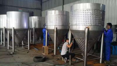 Cina Tino di fermentazione verticale SS304 di acciaio inossidabile per birra in vendita