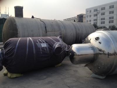 Cina Serbatoi orizzontali liquidi di acciaio inossidabile dell'OEM da 1000 litri Ss316l in vendita