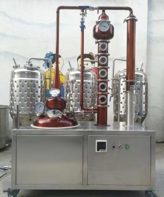 Cina Attrezzatura di rame rossa di distillazione dell'alcool del rum del whiskey della vodka 50l con la colonna di riflusso in vendita