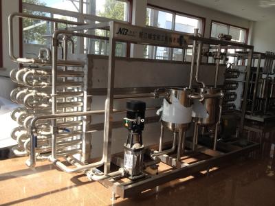 Cina Tipo tubolare automatico sterilizzatore del Plc Ss304 UHT per latte Juice Sterilization in vendita