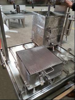 Cina Tipo quadrato pneumatico automatico completo pressa per formaggio di 300kg/H per l'industria casearia in vendita