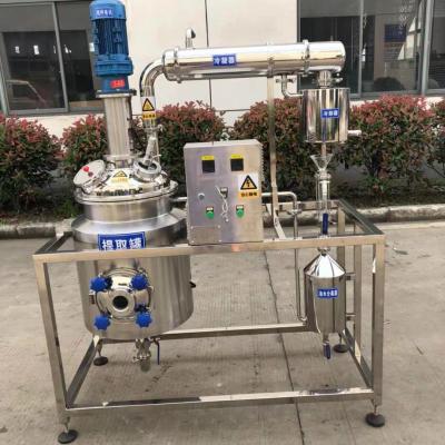 Cina Botanical Plant SS316L Essential Oil Extraction Machine 500L Small Capacity in vendita